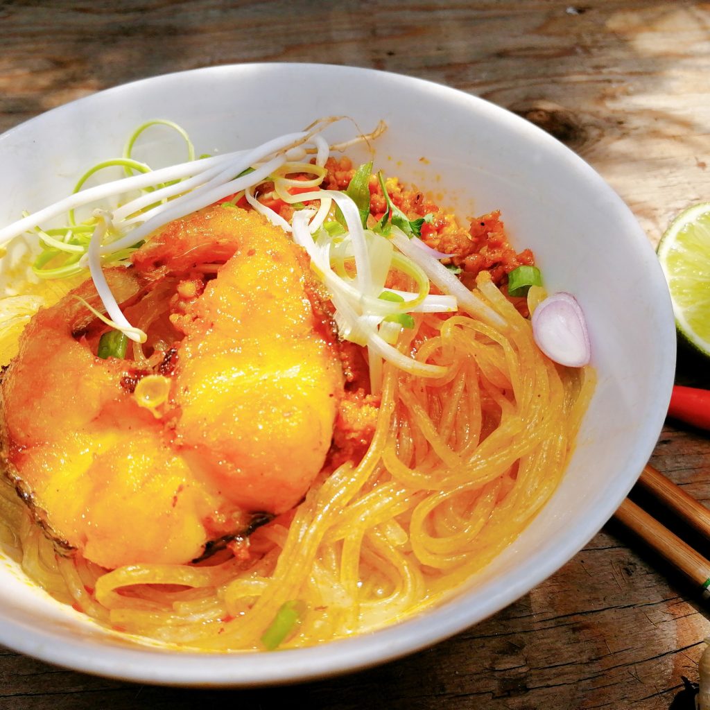 Caromi - Phở sắn, Bánh tráng sắn - Đặc sản xứ Quảng Original Cassava ...